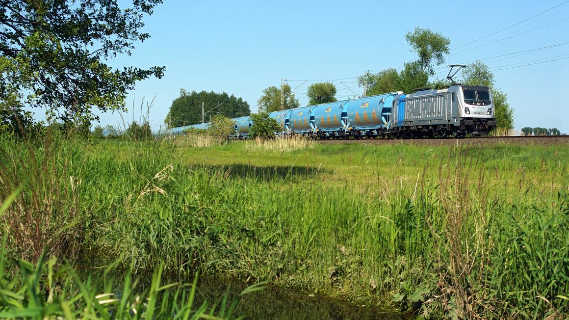RAILPOOL Brings more Traxx Locomotives - Railway News